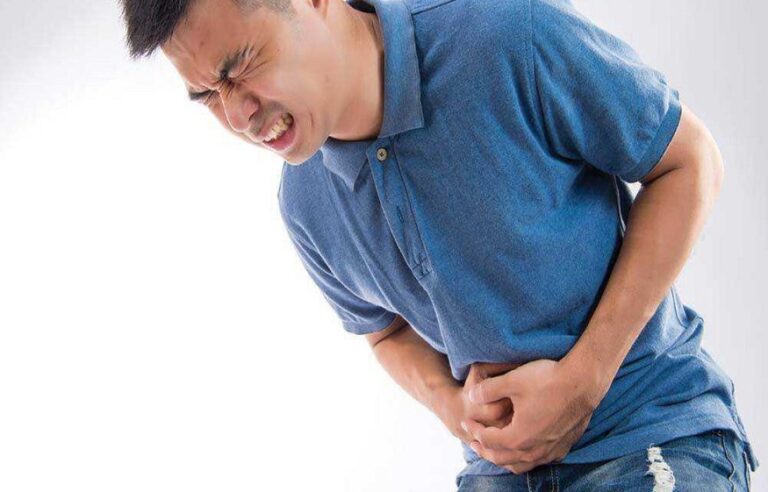 What is peritonitis and Symptoms of peritonitis?